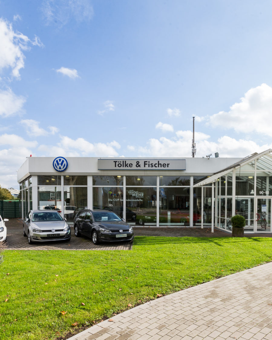 Photovoltaik-Anlage in Krefeld: Porsche Zentrum Willich - Tölke ...